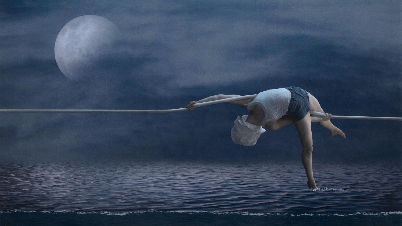 EXHI050260_det_home_slide | NGV